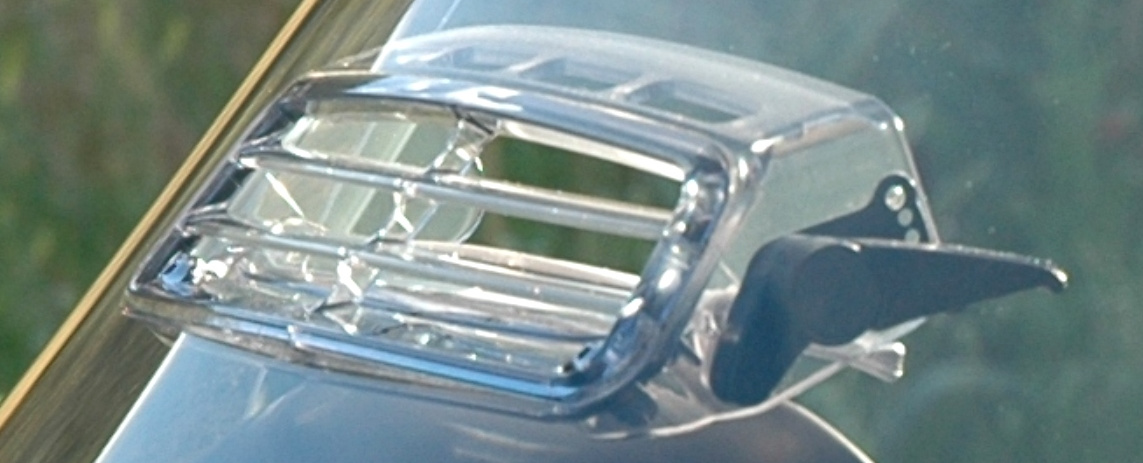 Motorcycle Windshield Vent Maintenance